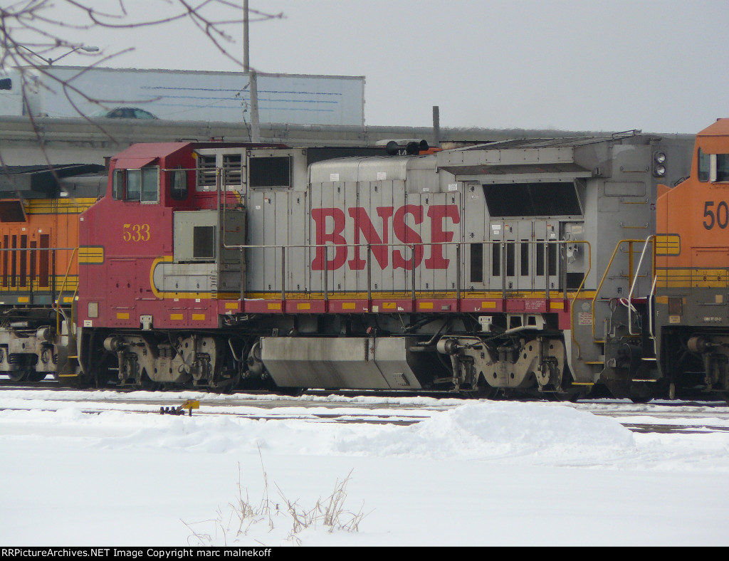 BNSF 553